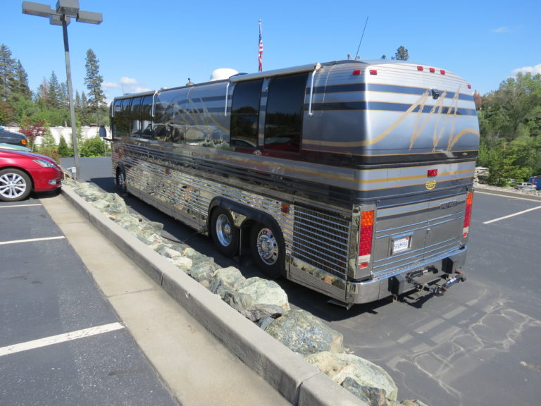 Prevost Motor Coach: Travel Luxury - Prevost Motor Coach For Sale